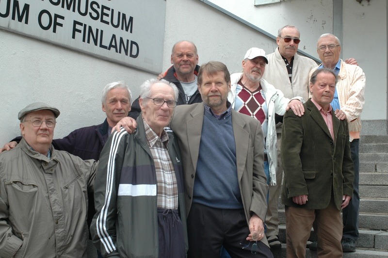 Historiakirjan toimitustyö etenee, Visan veteraaneja tapaamisessa ...